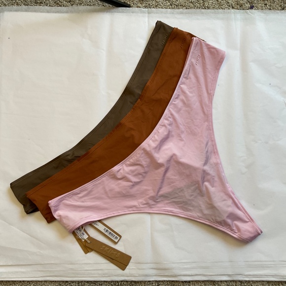 SKIMS | Intimates & Sleepwear | 87 Nwt Skims 3 Pair Bundle Skims Body ...